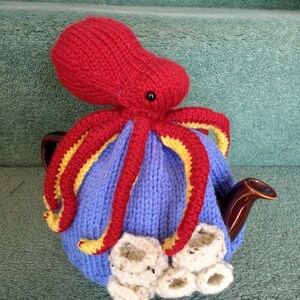 Octopus Tea Cosy, Handmade Knitted Tea Cosy Perfect for Gifts for the ...