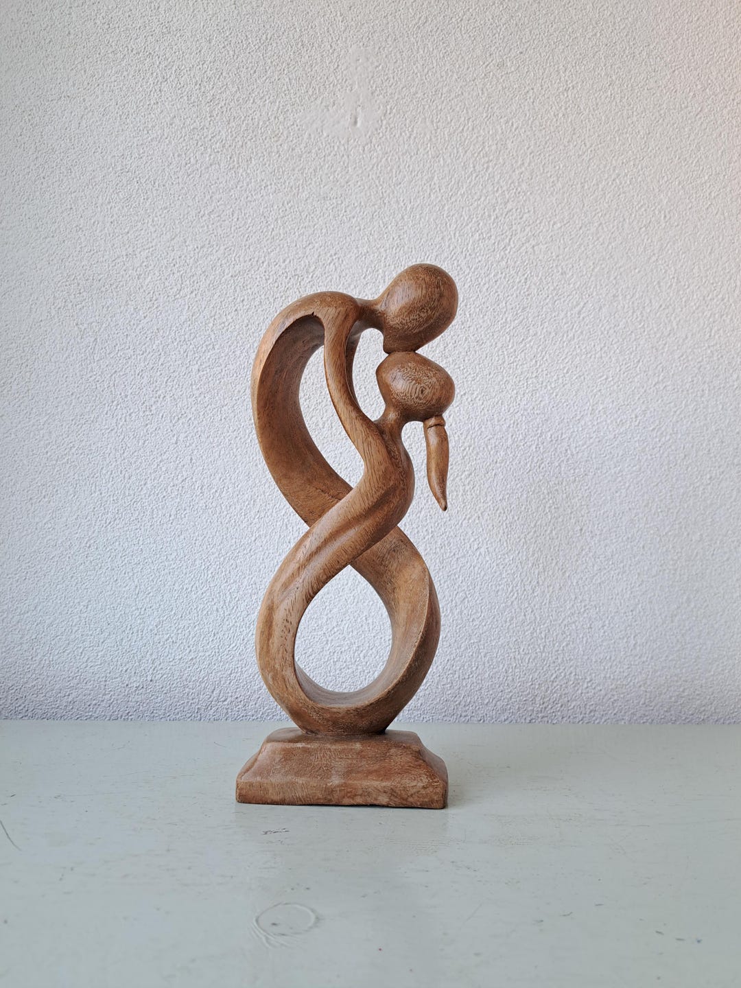 Vintage 70s Light Wooden Statue Man and Woman Kissing - Etsy