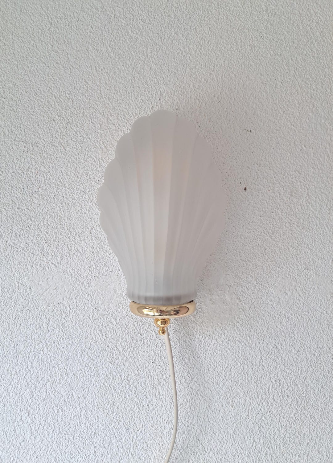 Beautiful Glass Italian Shell Wall Lamp, Hollywood Regency Style, 80s ...