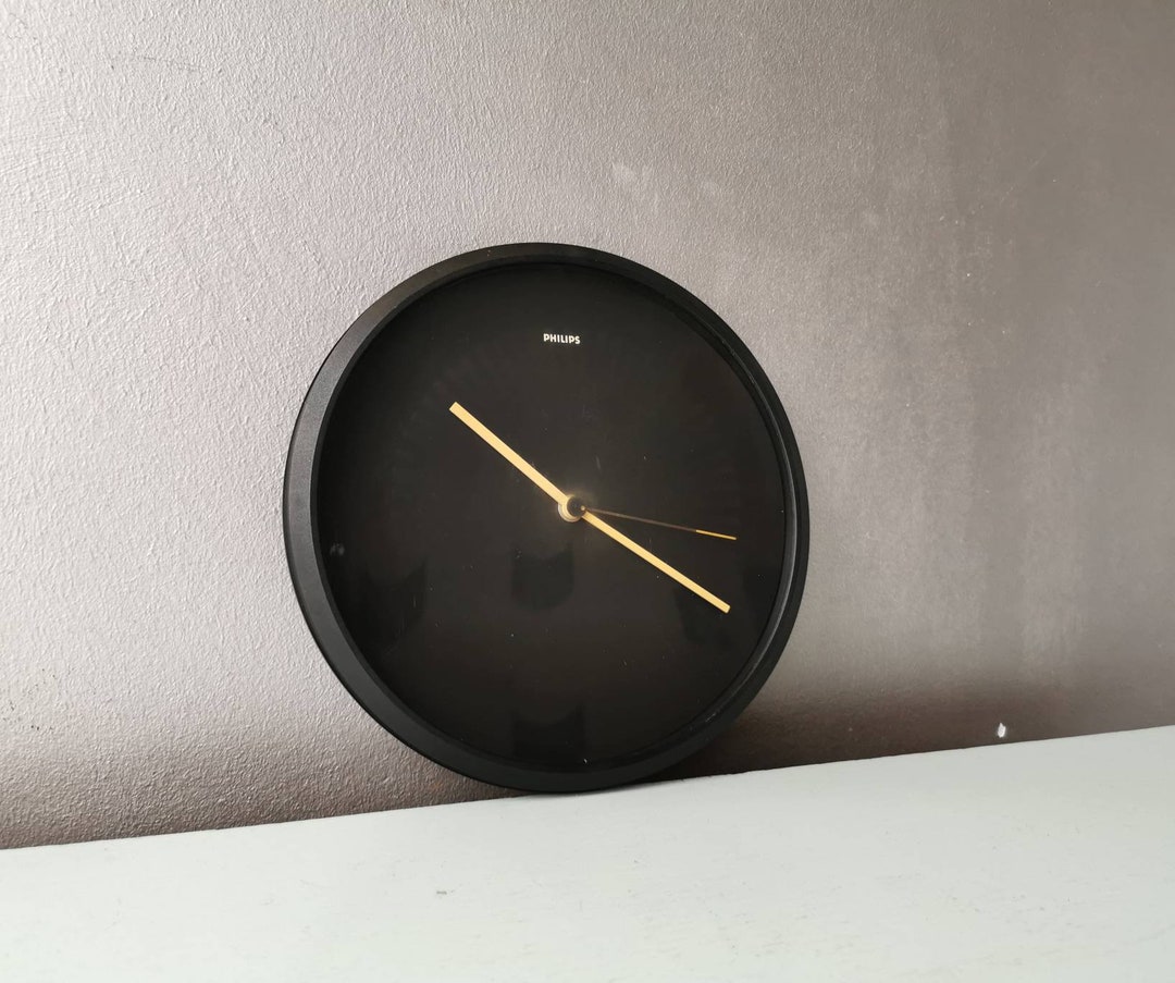 Minimalist Philips Wall Clock, 1980s West Germany - Etsy