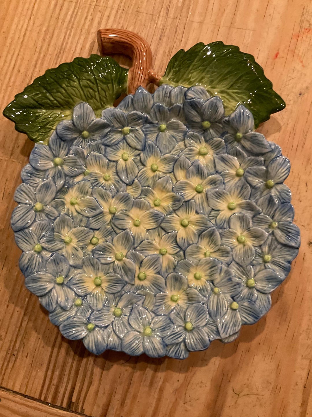 Fitz and Floyd Essentials Hydrangea Plate - Etsy Canada