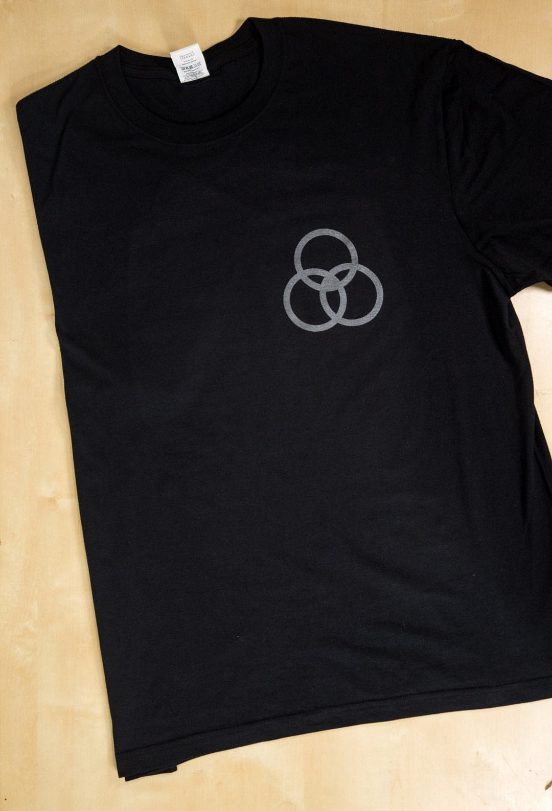 The Walking Dead CRM Unisex Shirt the Ones Who Live Civic Republic ...