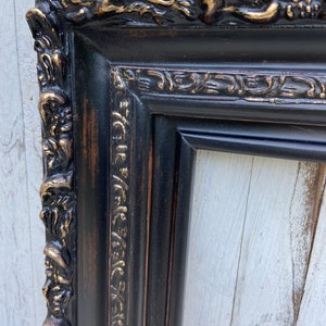 Vintage Style Black Wood Picture Frame With Gold Accents., Antique ...