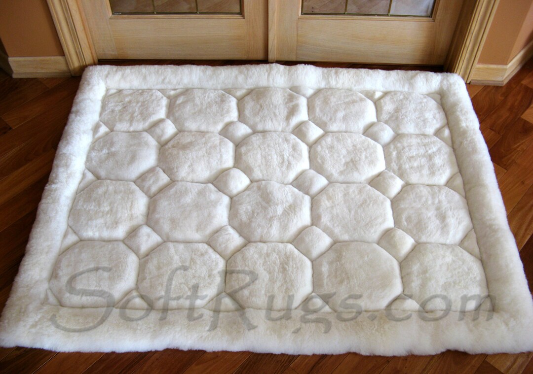 Alpaca Fur Rug- 2ft8inx4ft White Puffs Design in Baby Alpaca - Etsy