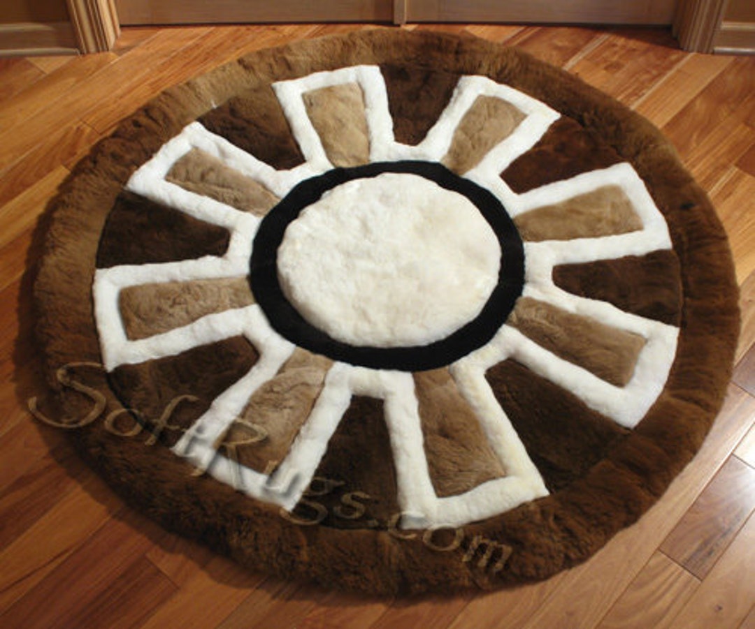 Alpaca Fur Rug-3ft9in Diameter Inca Wheel Design in Baby Alpaca - Etsy