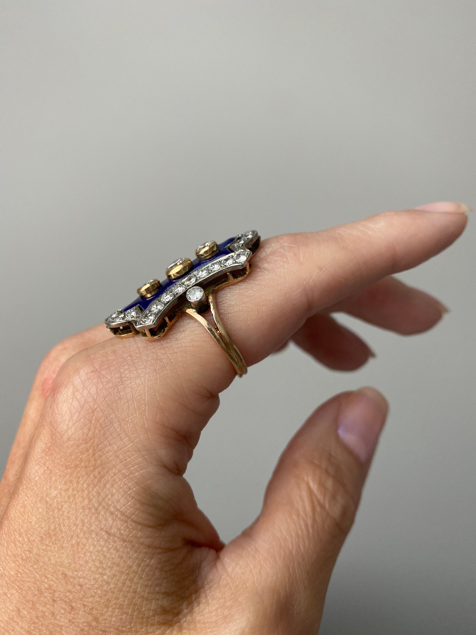 Vintage 18K Blue Enamel and Diamond Ring - Etsy