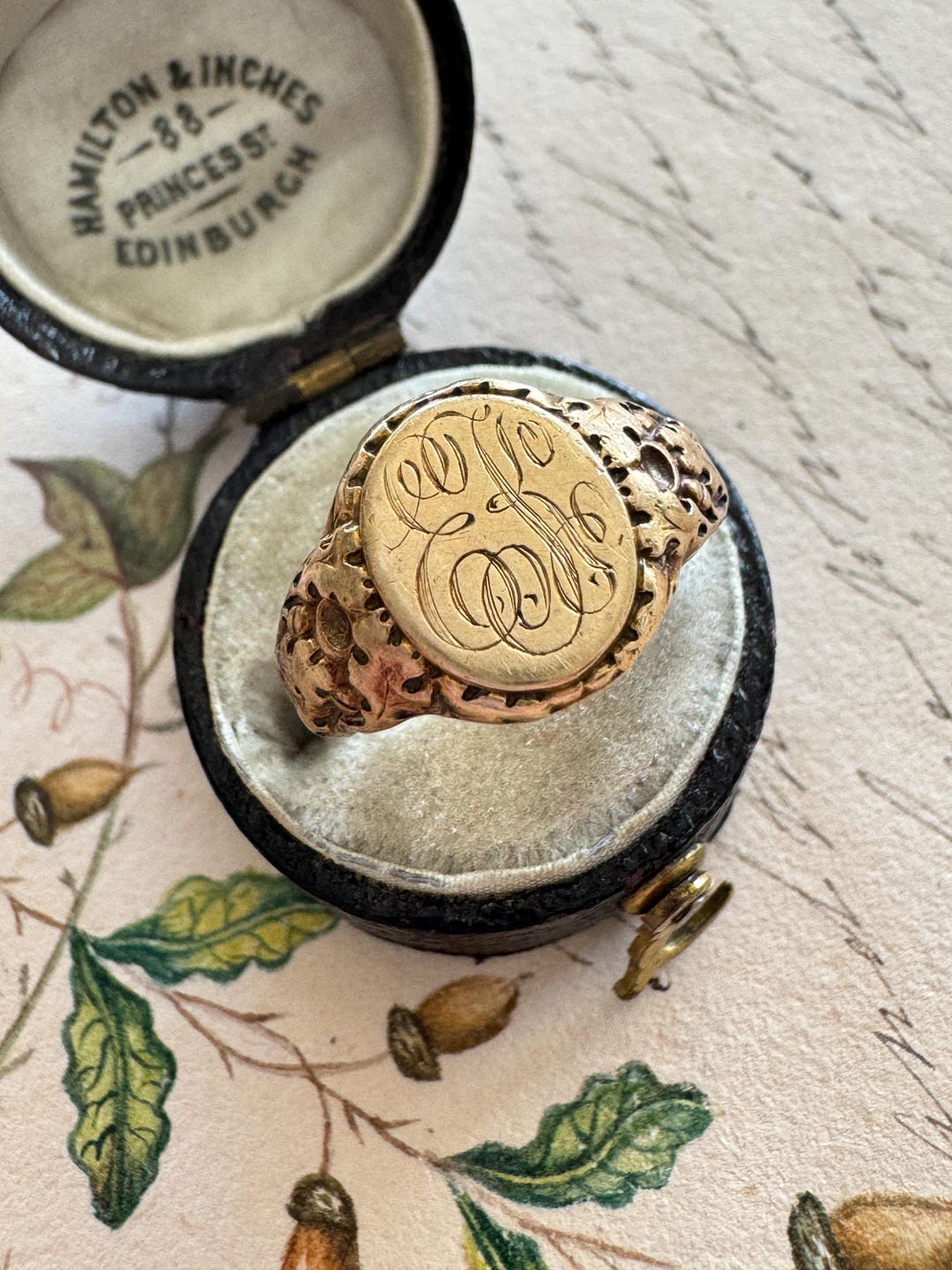 Art Nouveau Jones & Woodland Co. Acorn Signet Ring - Etsy