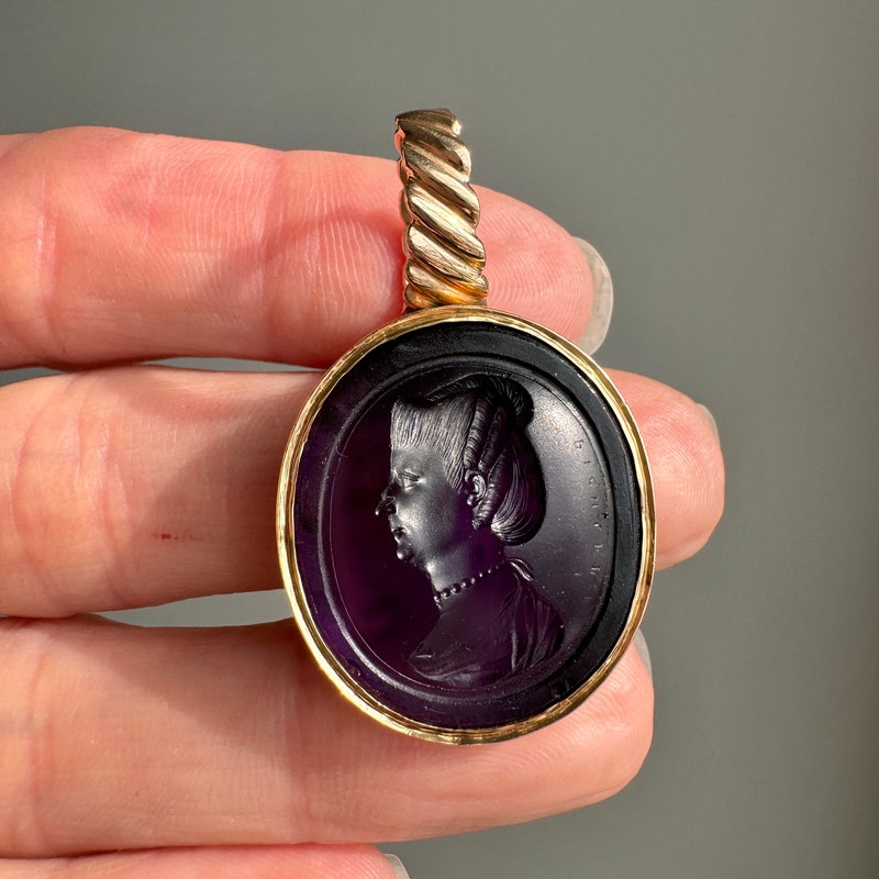 Intaglio Pendant - Etsy