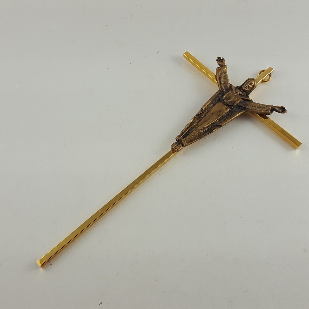 Vintage Brass Metal Crucifix - Cast Metal Jesus Figure - Wall Hanging ...