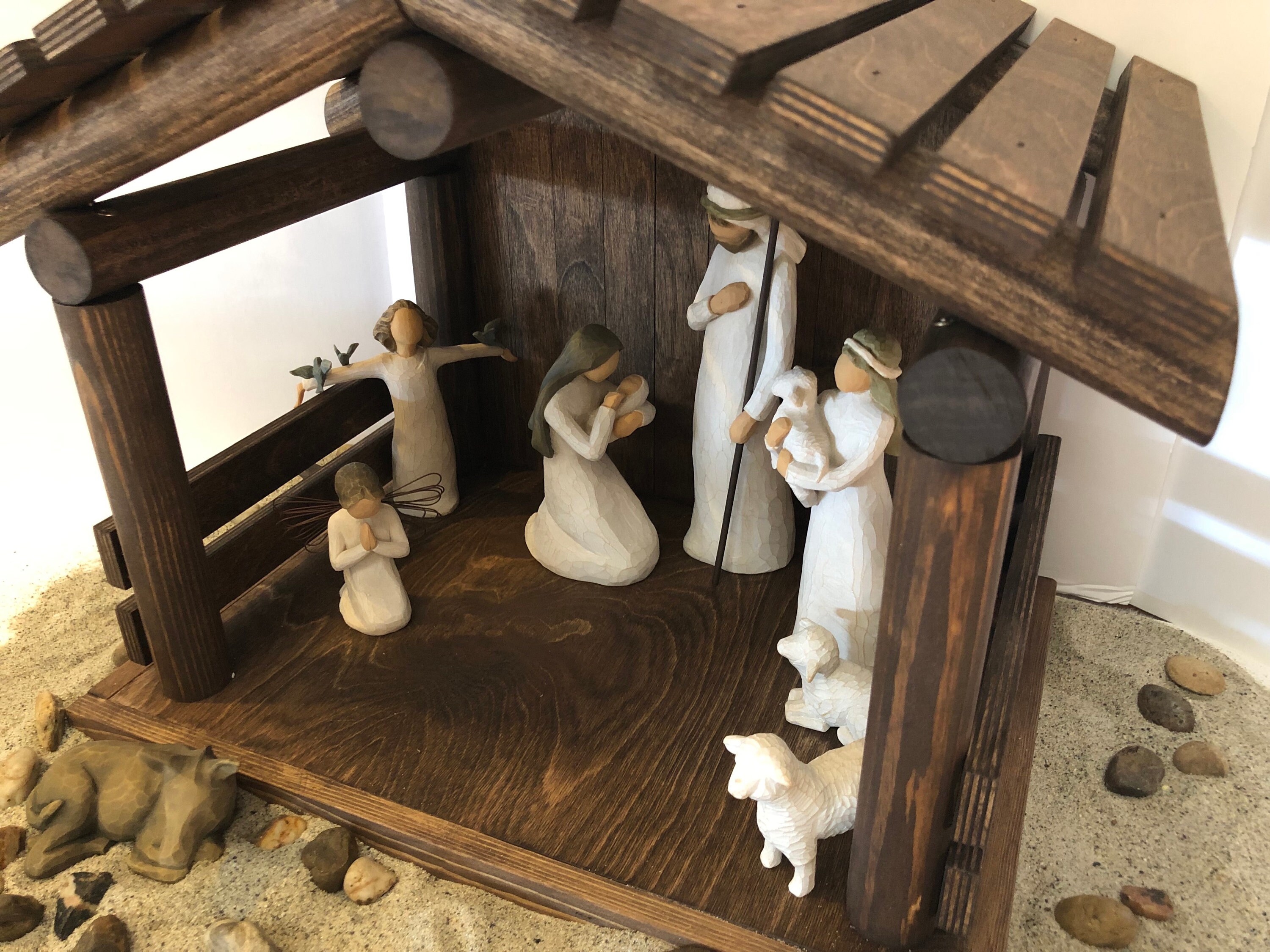 Ready to Ship,large Traditional Log Nativity Stable, 18 1/2"x 15"x 13 1 ...