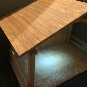 35”wide 24”tall 19 1/4” Front to Back, X-large Solid Roof Stable/creche ...