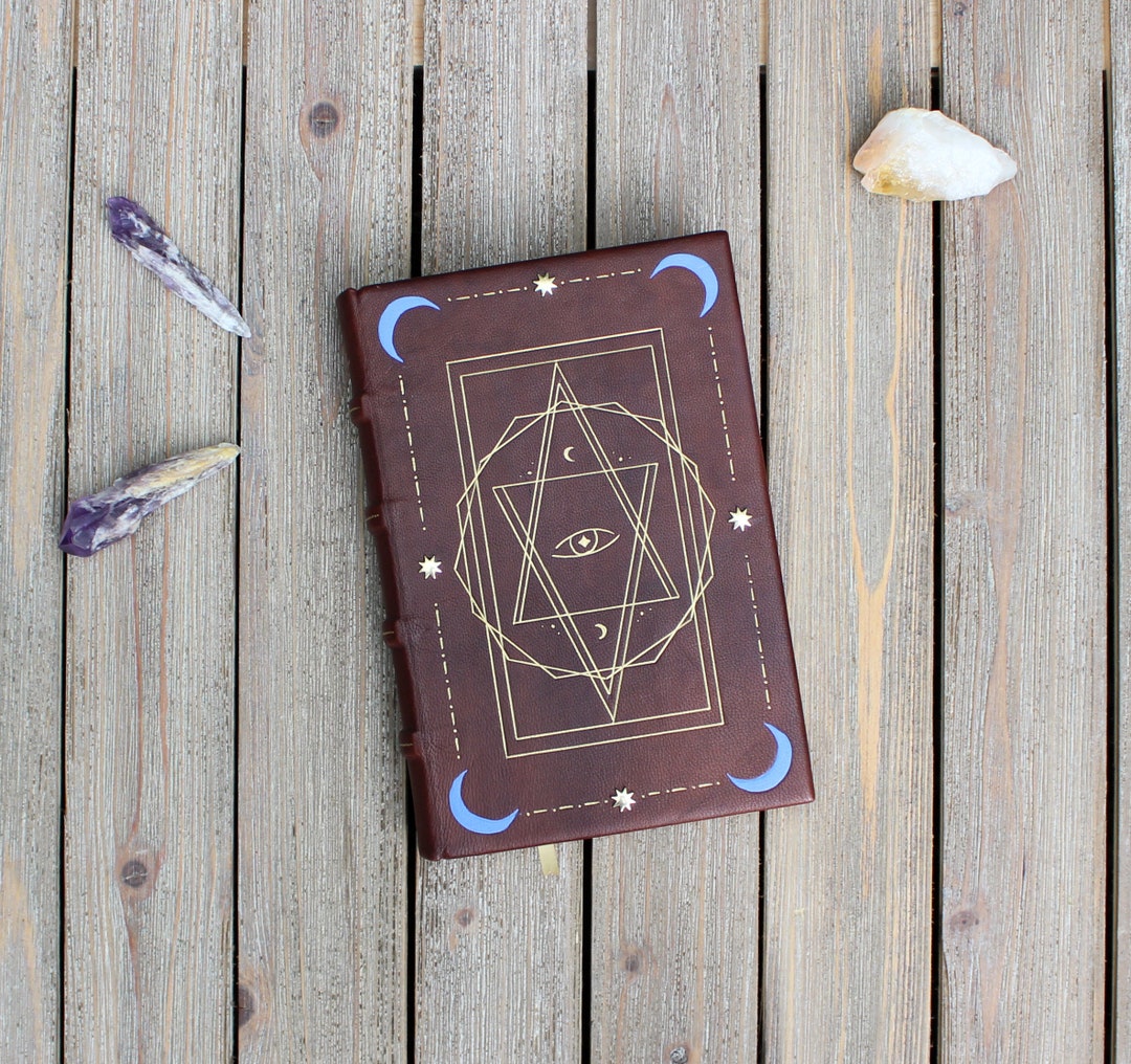 Dnd Character Journal, Leather Spellbook, Dungeons and Dragons ...