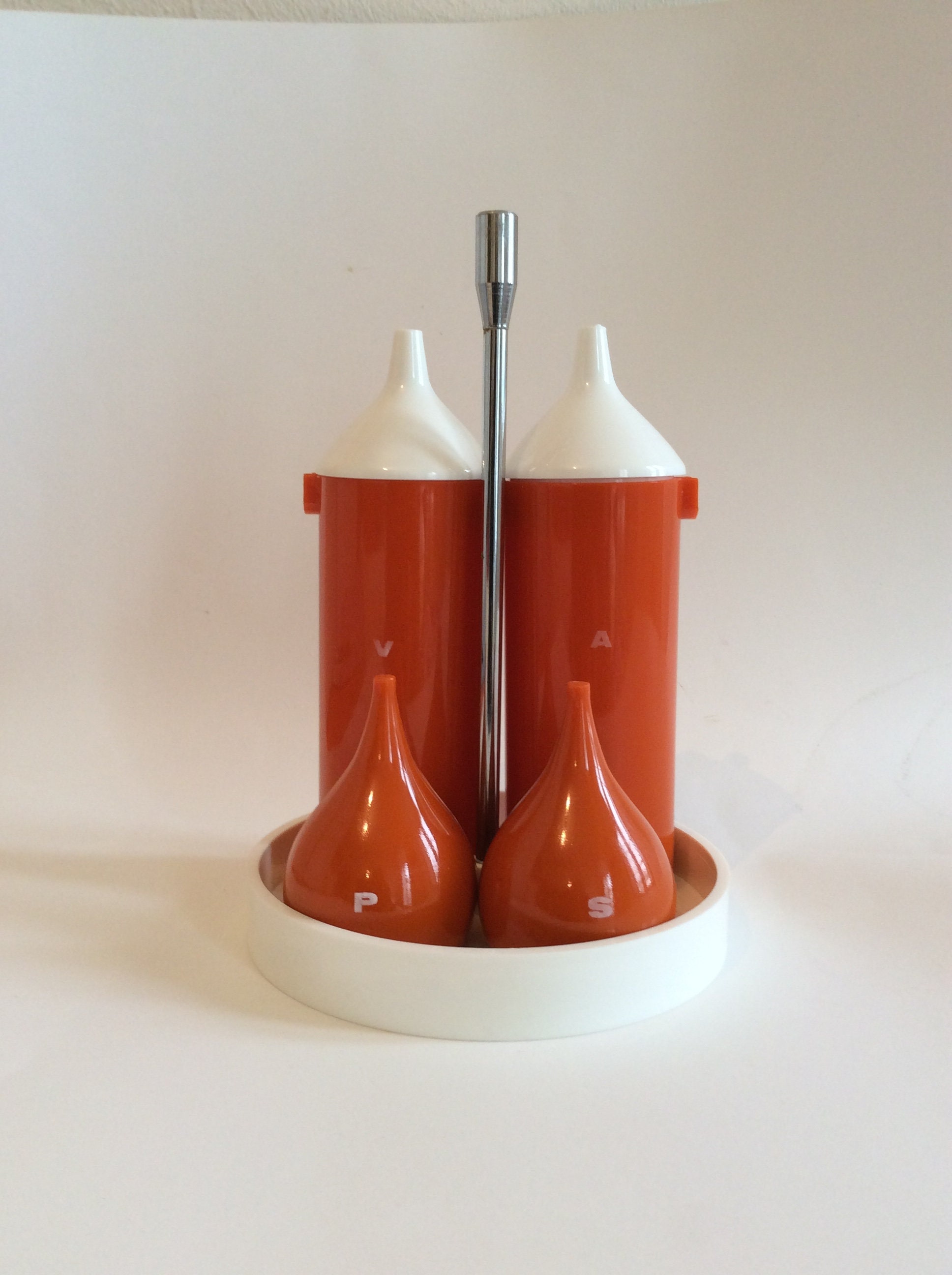 Vintage Cruet Set, Guzzini, Italy Circa 1960’s, Retro, Space Age Style ...