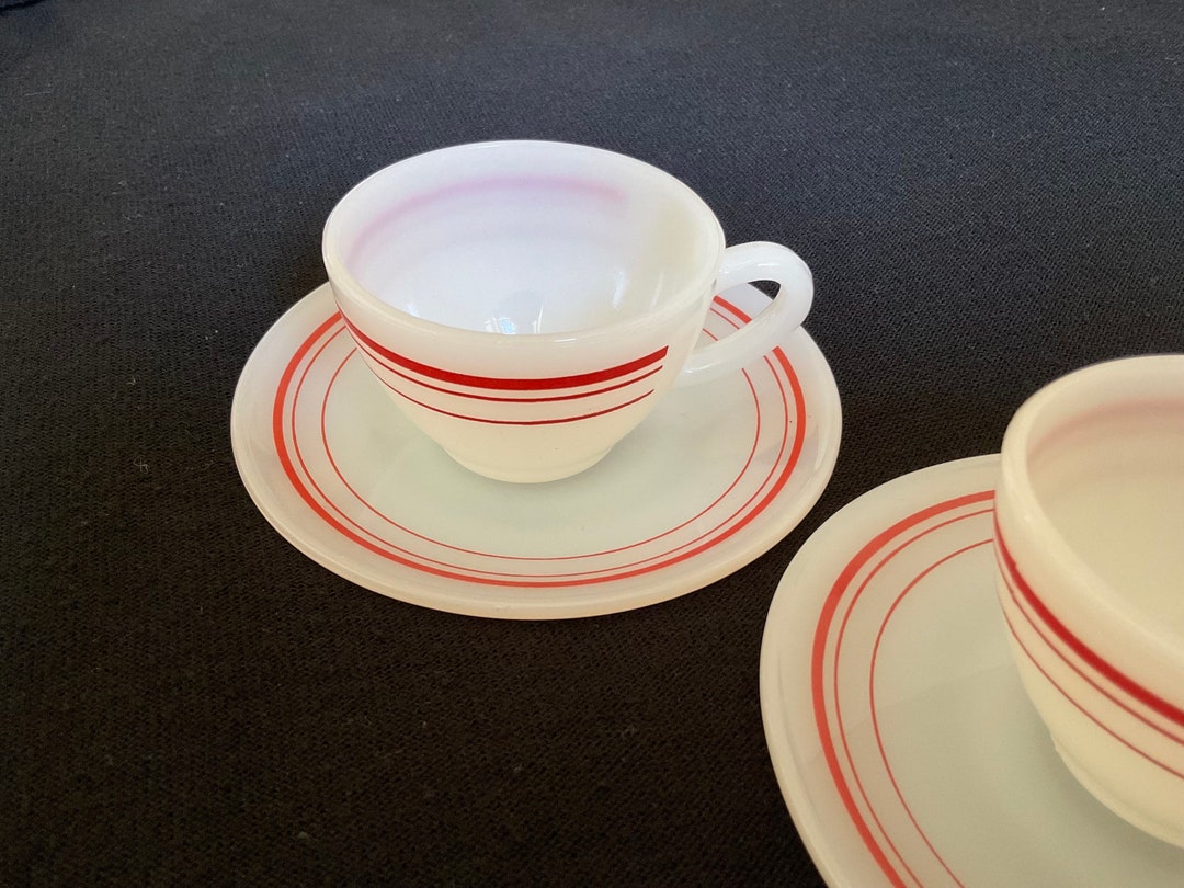 TERMOCRISA WERE - Set of Two Coffee Cups and Saucers Decorated With Red ...