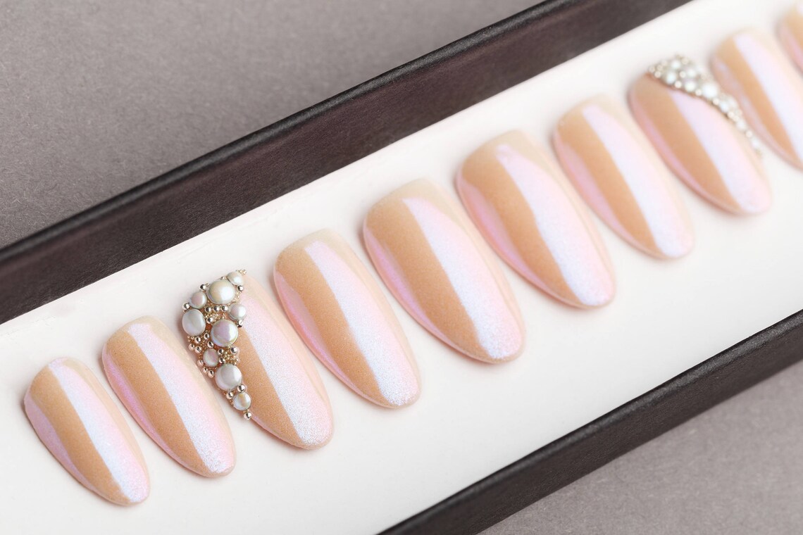 Pink Mirror Press on Nails With Pearls Nude Nails Hand - Etsy