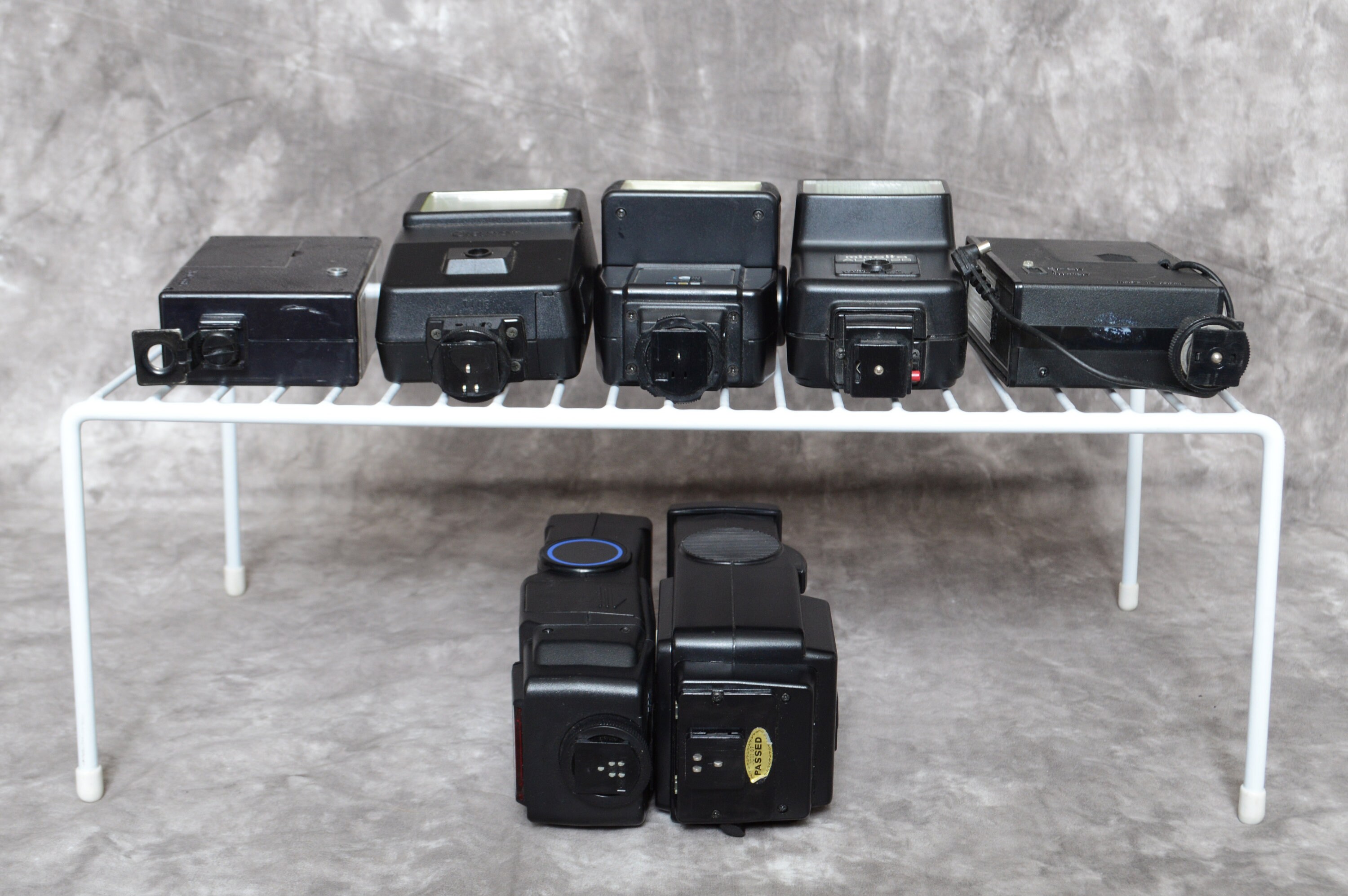 Group of 7 Various Camera Flash Units Canon, Promaster, Minolta ...