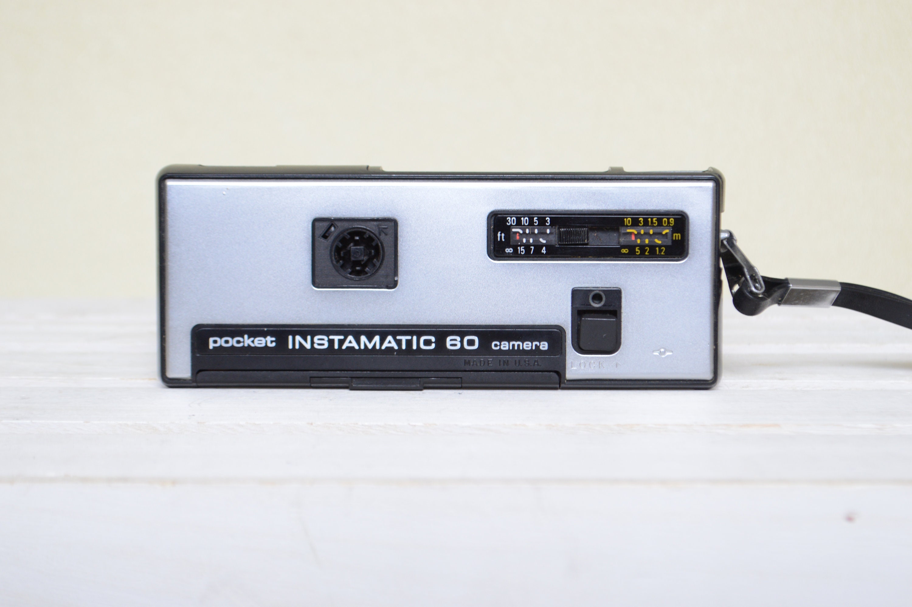 Vintage Kodak Pocket Instamatic 60 Film Camera With 6-pack of Focal ...