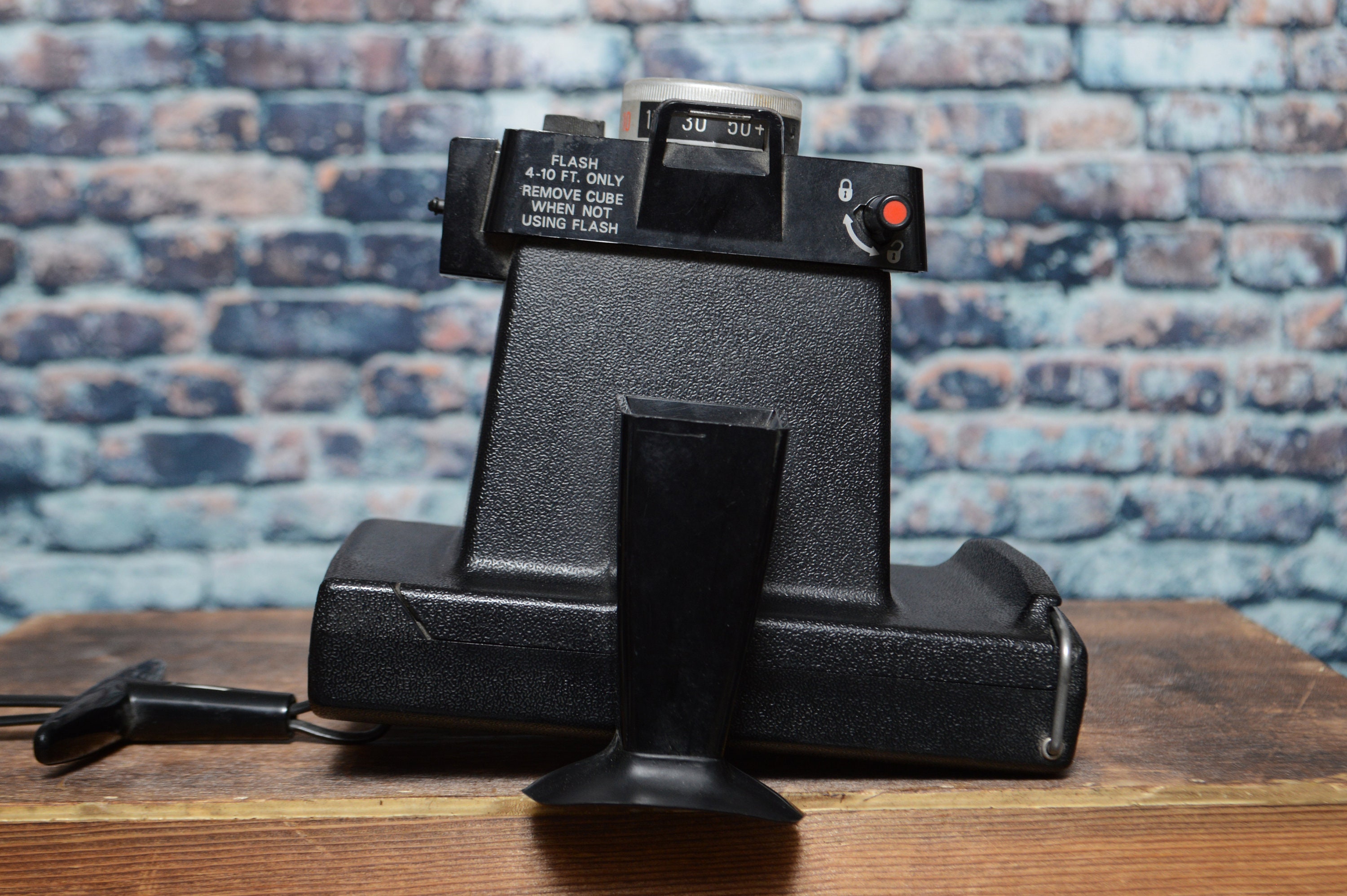 Vintage Polaroid Square Shooter 2 Land Camera Instant Film - Etsy