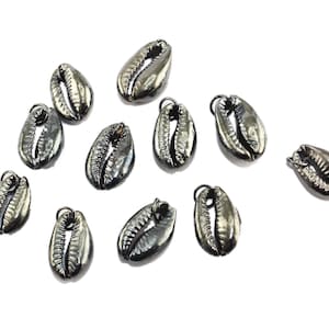 Stylish Black Cowrie Shell Charms Shell Charms Natural - Etsy