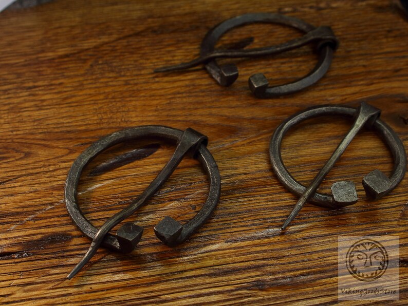 Penannular Viking Brooch Cloak Pin Cloak Clasp Fibula - Etsy