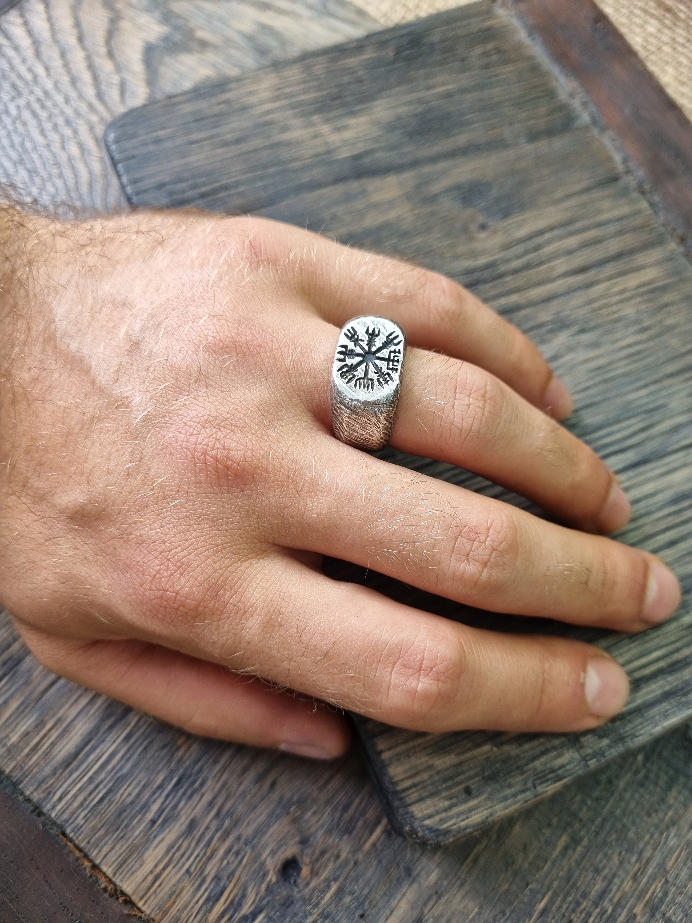 Vegvisir Wayfinder Viking Compass Rune Pagan Jewelry LARP - Etsy