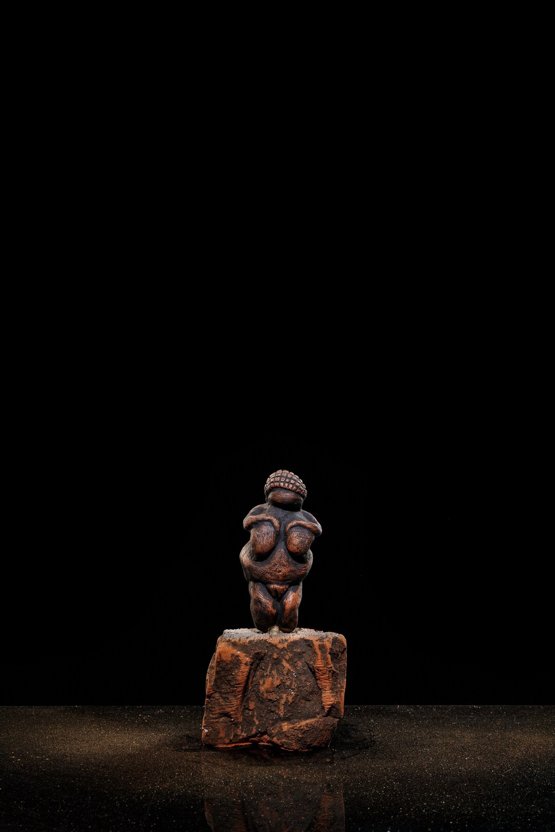 Venus of Willendorf, Venus, Paleolithic, Prehistoric, Cave Art, Ice Age ...