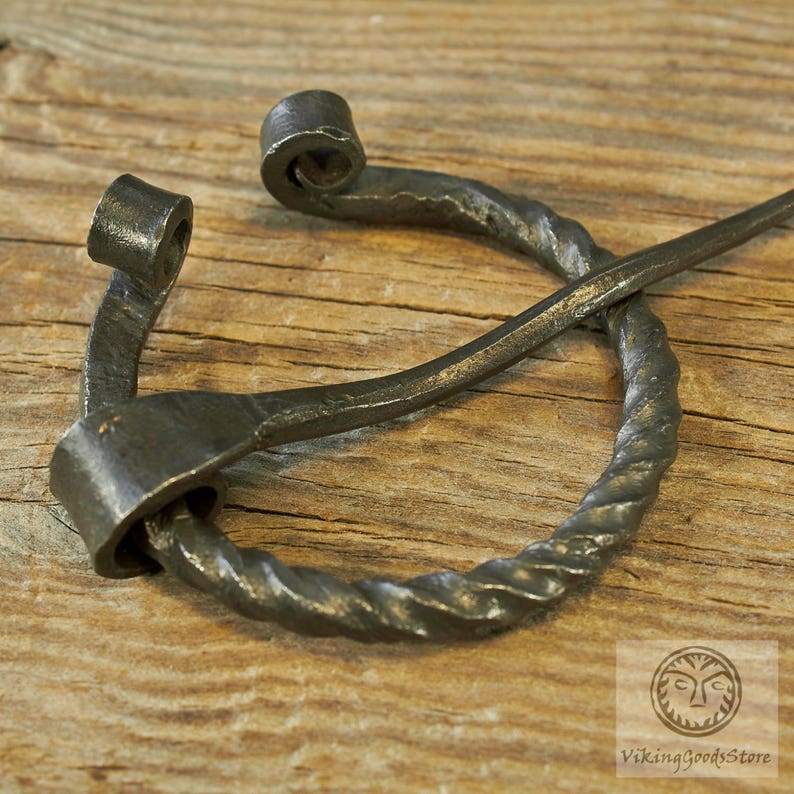 Penannular Viking Brooch Cloak Pin Cloak Clasp Fibula - Etsy