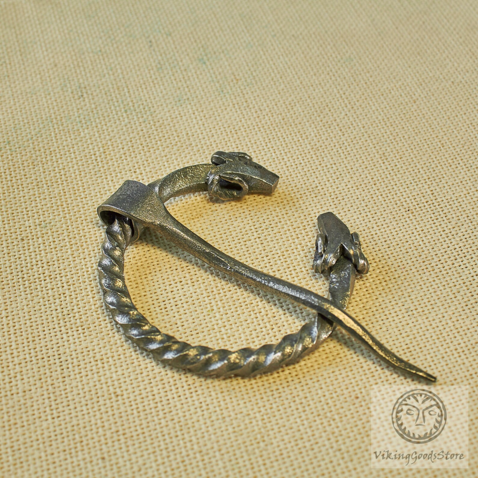 Penannular Cloak Pin Cloak Clasp Viking Brooch Fibula | Etsy