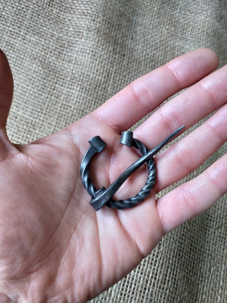 Penannular Viking Brooch Cloak Pin Cloak Clasp Fibula - Etsy