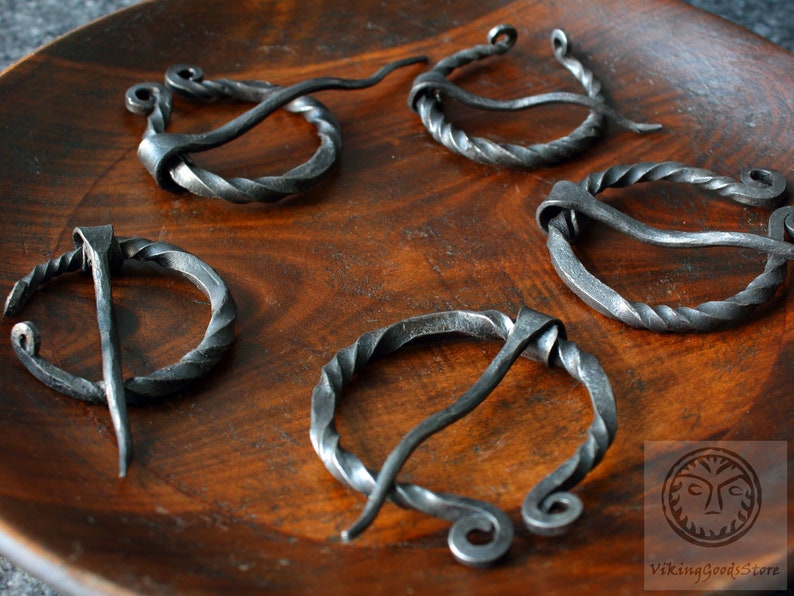 Penannular Viking Brooch Cloak Pin Cloak Clasp Fibula - Etsy