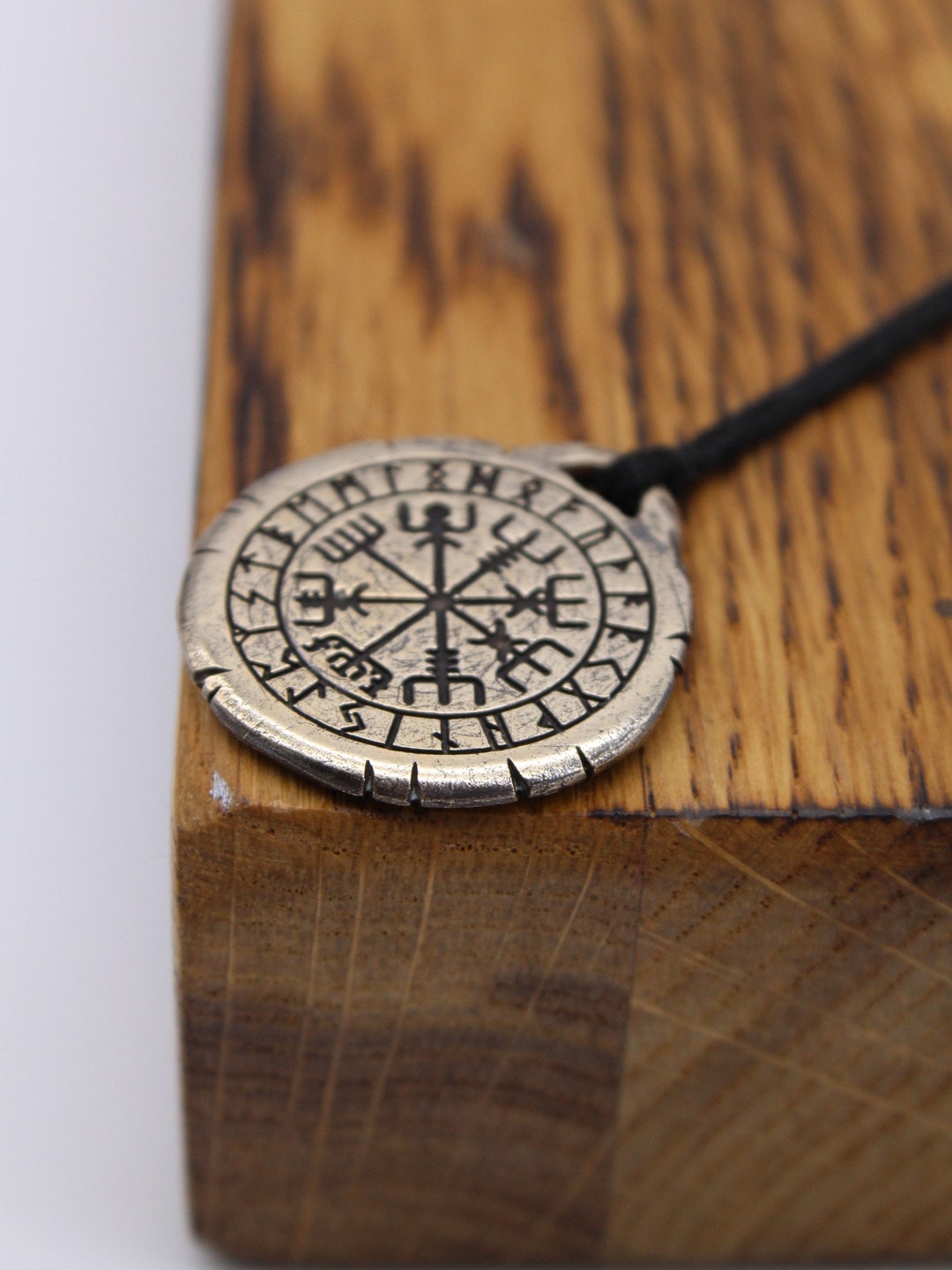 Vegvisir, Viking Compass, Rune Jewelry, Viking, Asatru, Pagan Jewelry ...
