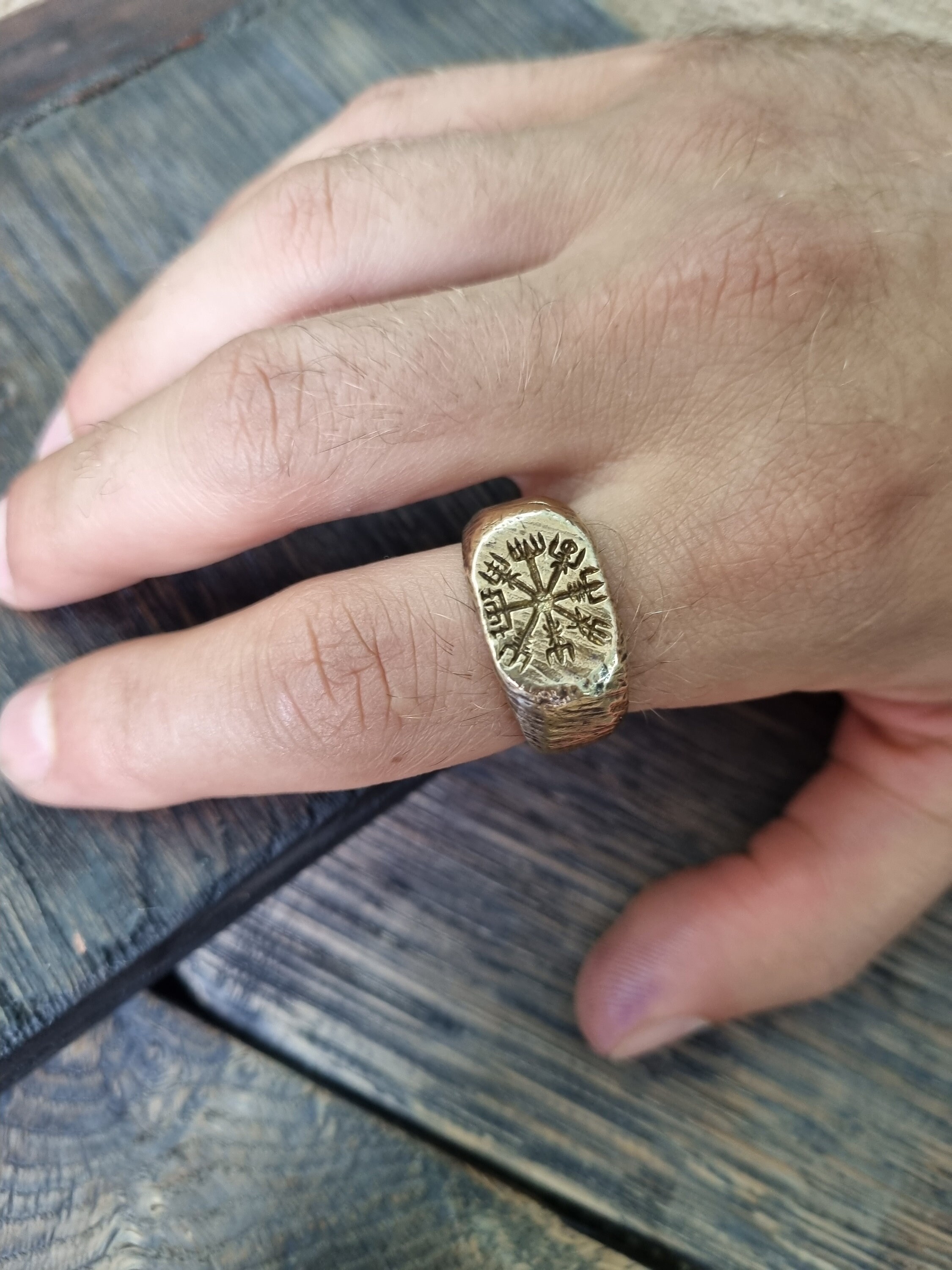 Vegvisir Wayfinder Viking Compass Rune Pagan Jewelry LARP - Etsy