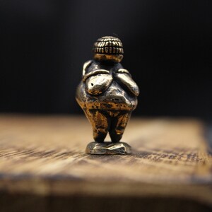 Venus of Willendorf, Venus, Paleolithic, Prehistoric, Bronze Art, Ice ...