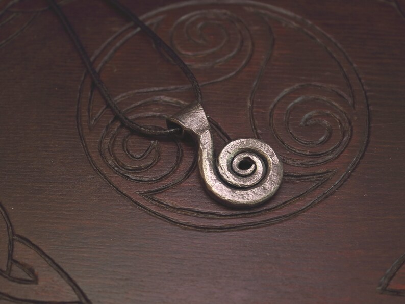 Spiral Curl Snail Whirlwind Nordic Amulet Viking Jewelry - Etsy