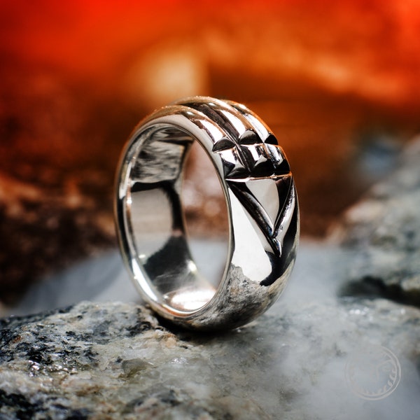 Luxor Ring - Etsy