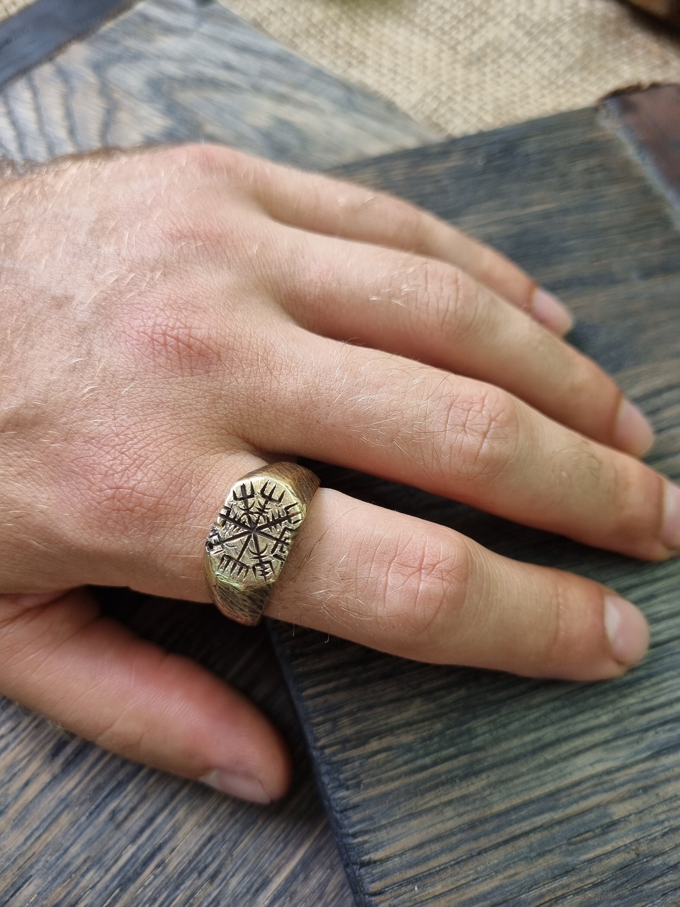 Vegvisir Wayfinder Viking Compass Rune Pagan Jewelry LARP - Etsy