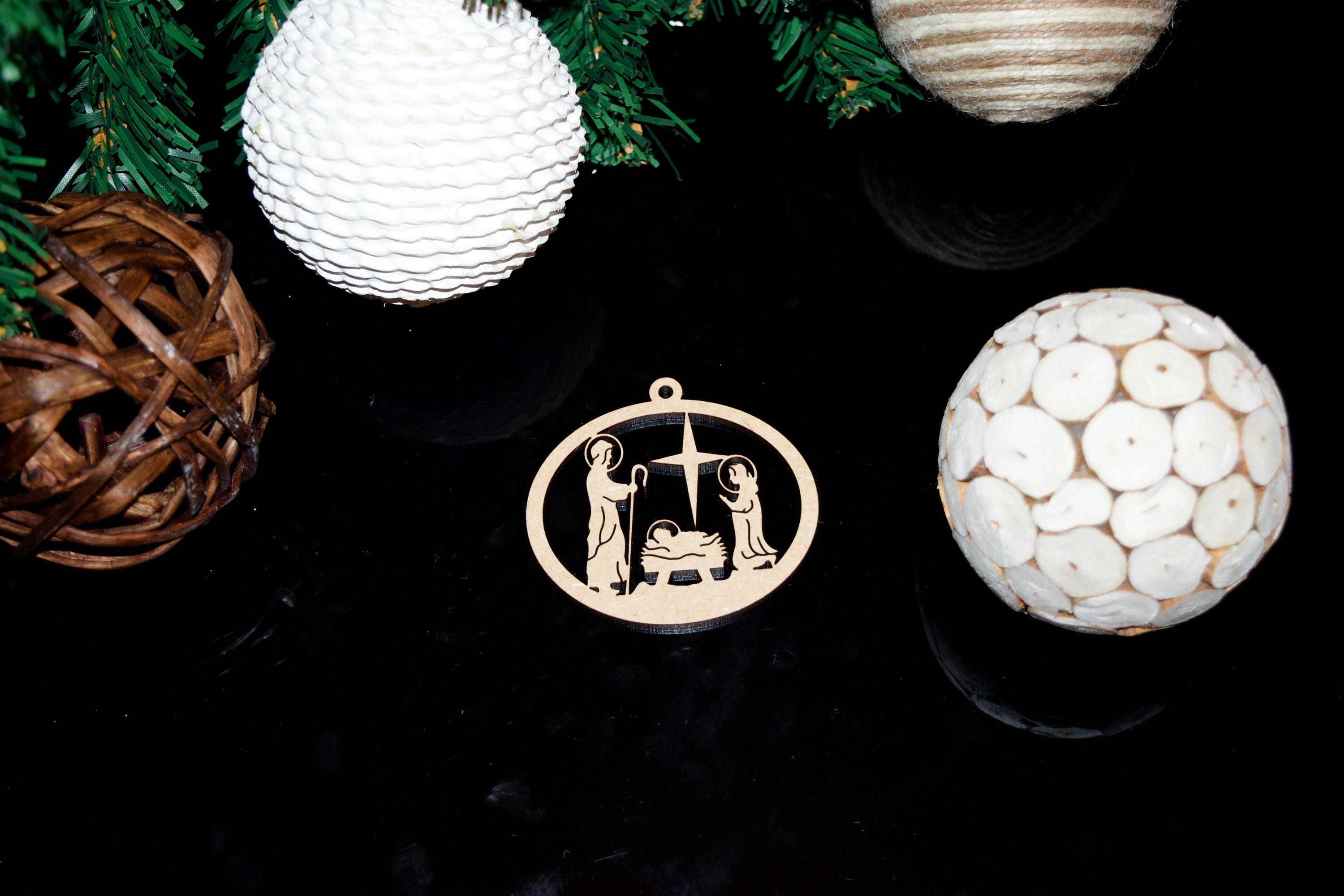 Nativity Scene Christmas Bauble Wooden Christmas Bauble - Etsy UK