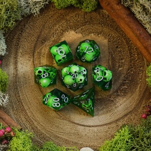 Gelatinous Cube Sharp Edge Resin Dice Set D&D Dice Gift Set 7 Piece ...
