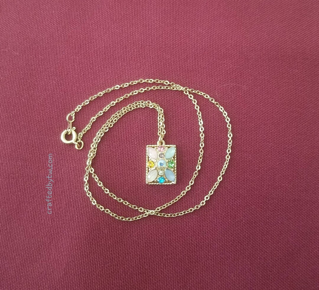 Pretty Gold Colored Chain Necklace With Rhinestone Pendant - Etsy