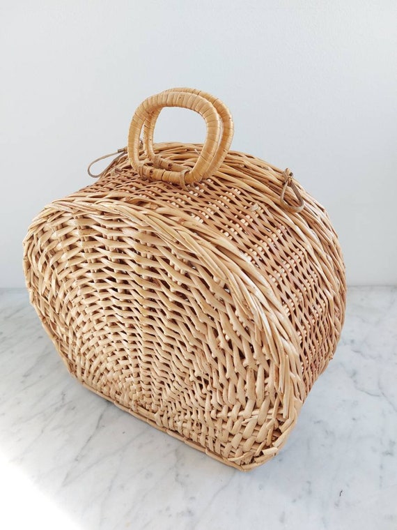 Antique Rattan Basket Shell Shape - Etsy