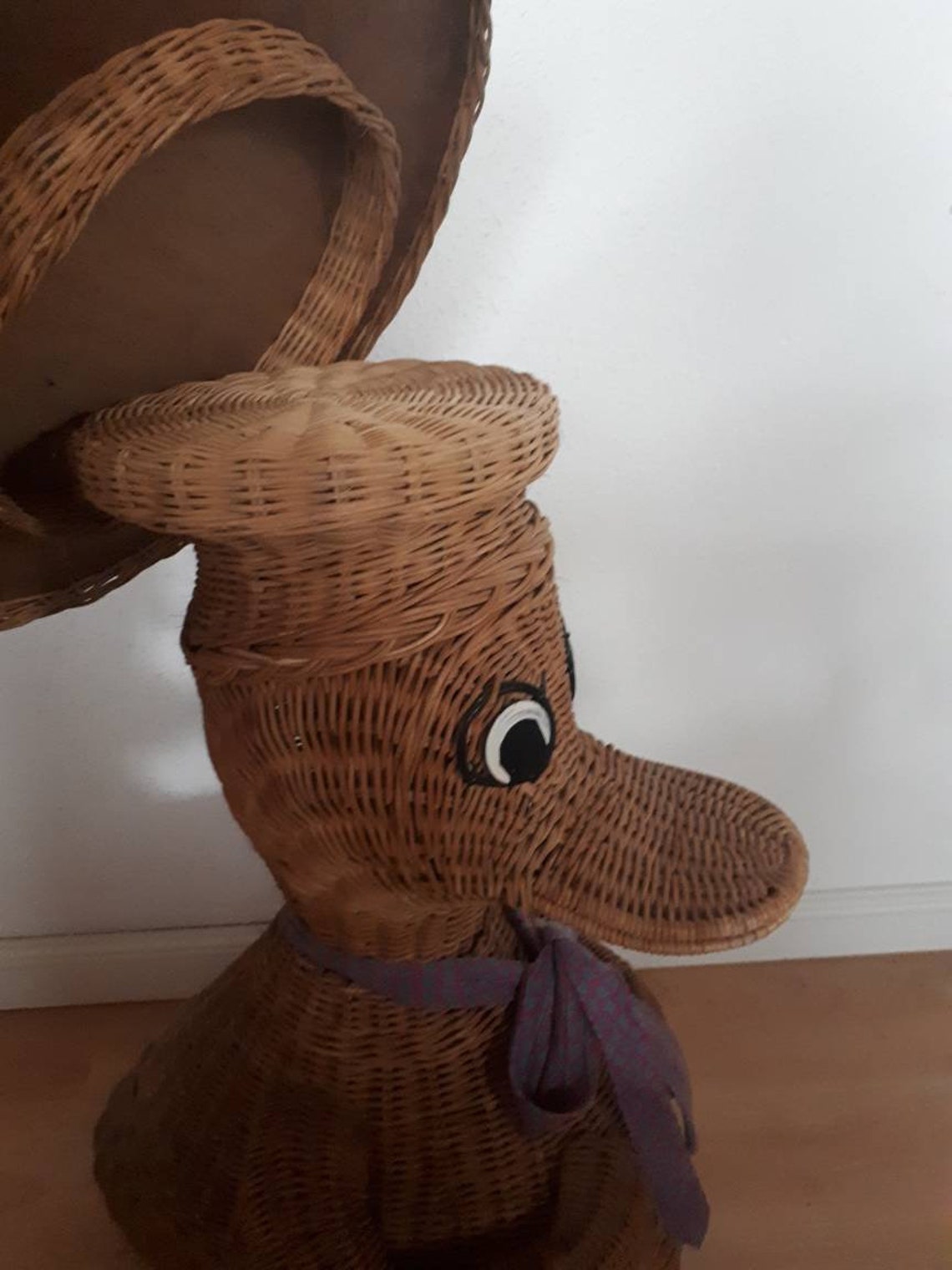 Vintage Walt Disney Donald Duck Disneyana Rare Wicker Side - Etsy