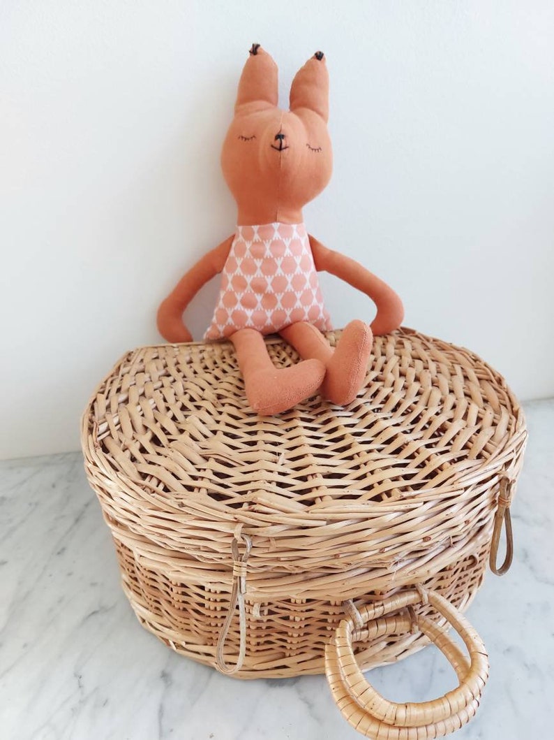 Antique Rattan Basket Shell Shape - Etsy