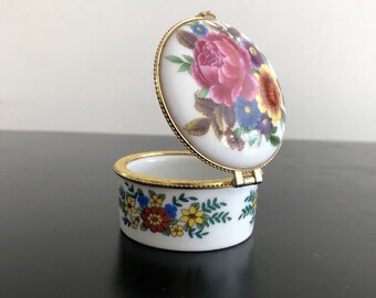 Round Porcelain Box | Etsy