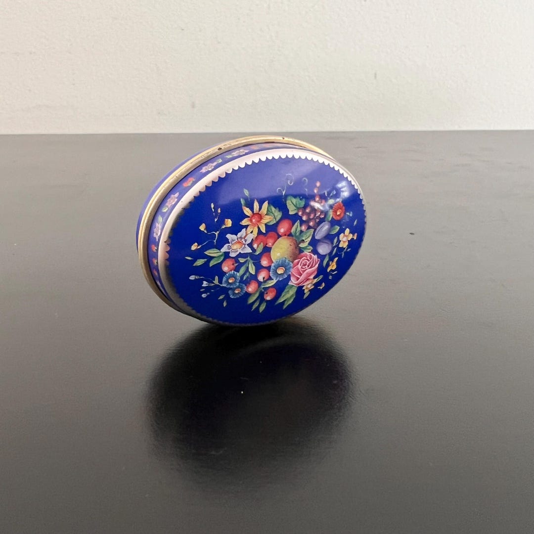 Vintage,pill Box,small Tin,oval Tin,the Chambers Candy Company,english ...