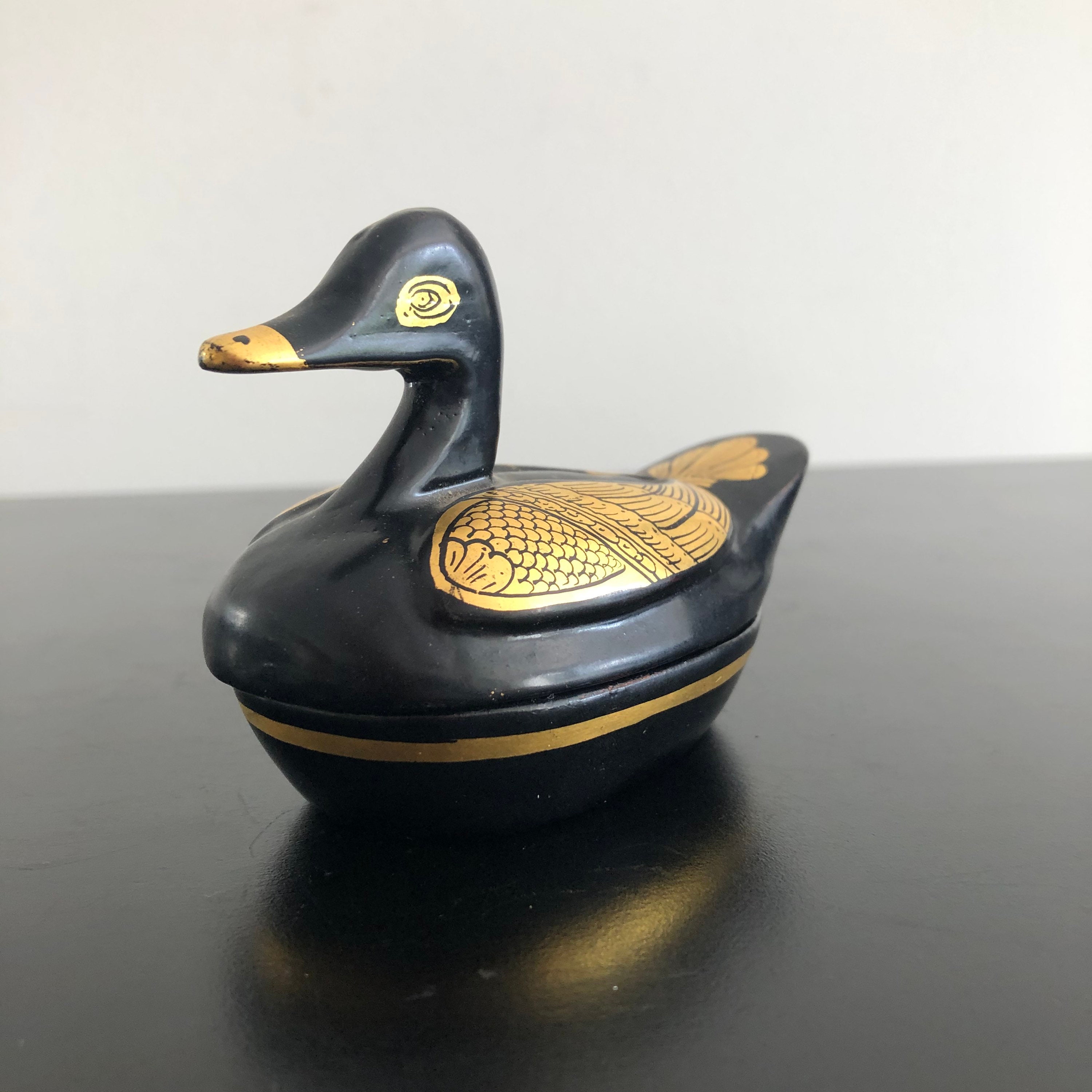 Paper & Party Supplies BURMA DUCK CONTAINER with Lid etna.com.pe