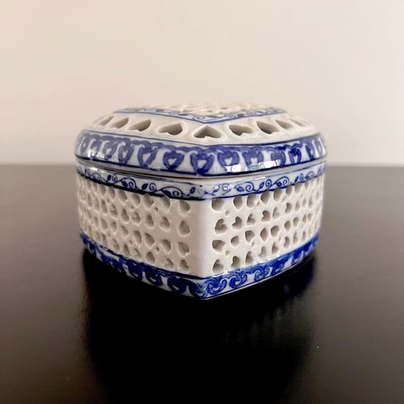 Vintage,Porcelain Box,Reticulated Box,Dresser Box,Chi… - Gem