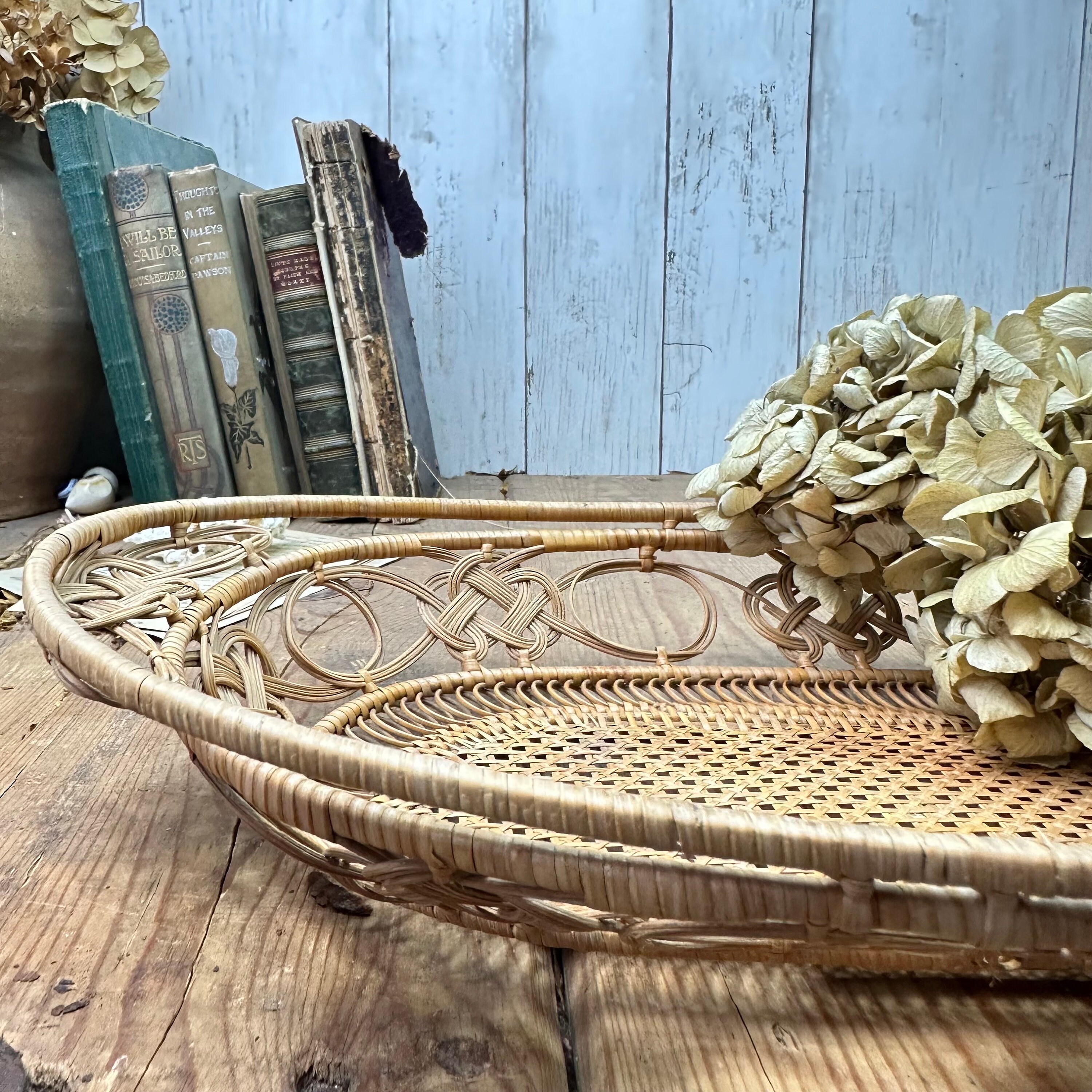 The Blind Mole— Mid Century Woven Boho Tiki Tray / Basket