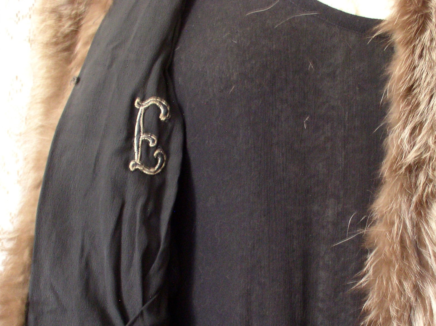 Silver Fox Fur Coat....vintage Silver Fox Fur Coat.....beautiful Silver ...