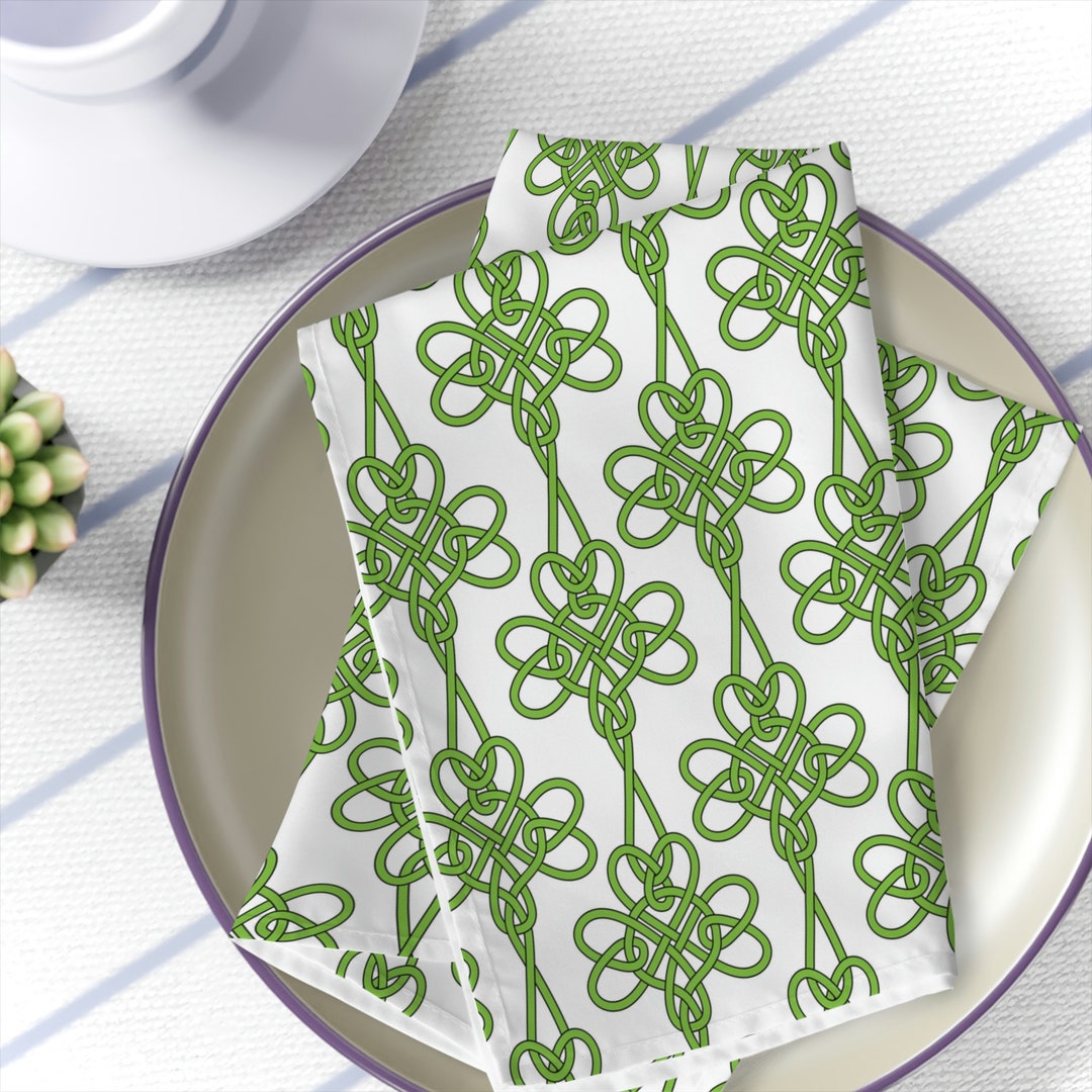 Shamrock Knotwork Napkins, Set of 4, Spring Napkins, Reusable Napkins ...