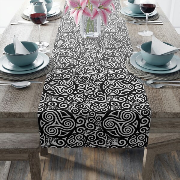 Irish Table Runner - Etsy